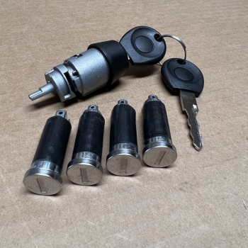 T4 Complete Set Ignition Switch Door Lock BarrelOE-Nr. 701-837-205-KIT ...